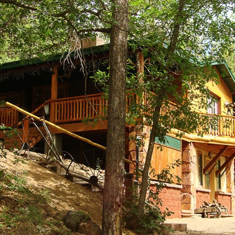 The Best Pinetop Cabins for Rent - Pinetop Vista Cabins