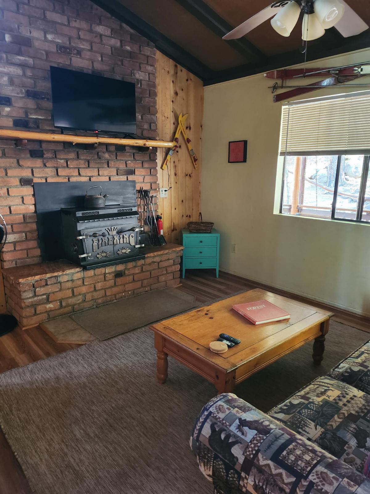 Cabin 4: The Ski Cabin - Pinetop Vista Cabins